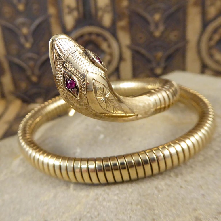 Flexible Snake Bangle Bracelet in 9 Carat Yellow Gold with Garnet Set ...