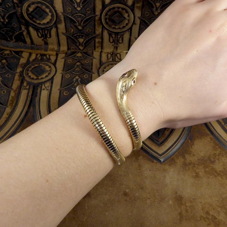 Flexible Snake Bangle Bracelet in 9 Carat Yellow Gold with Garnet Set ...