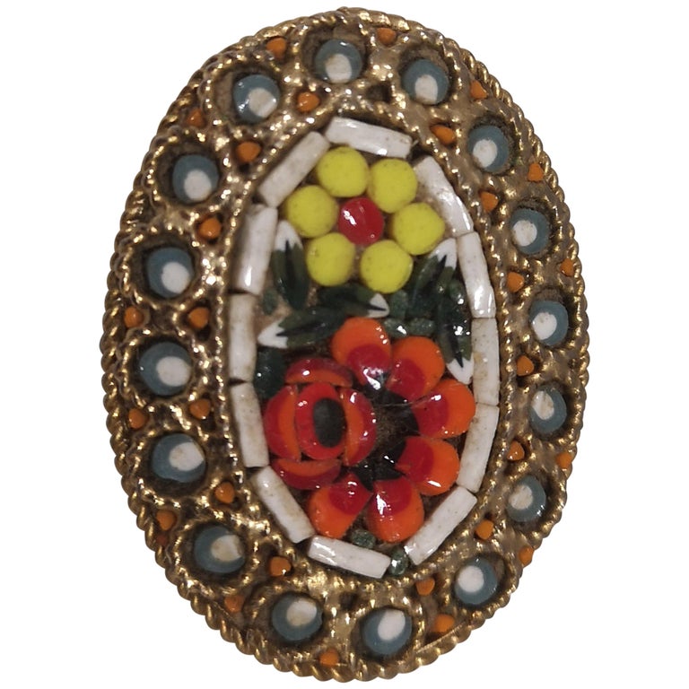 Vintage flowers multicoloured small brooch For Sale at 1stDibs