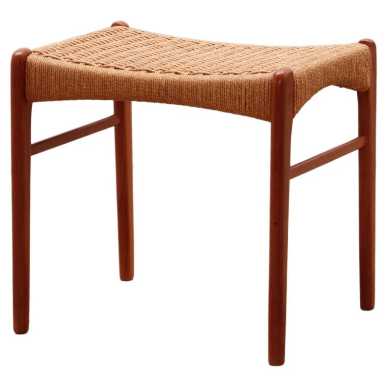Vintage footstool design by Peder Kristensen by Glyngore Stolefabrik ...