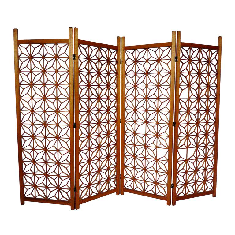 VINTAGE FOUR PANEL SCREEN For Sale at 1stDibs