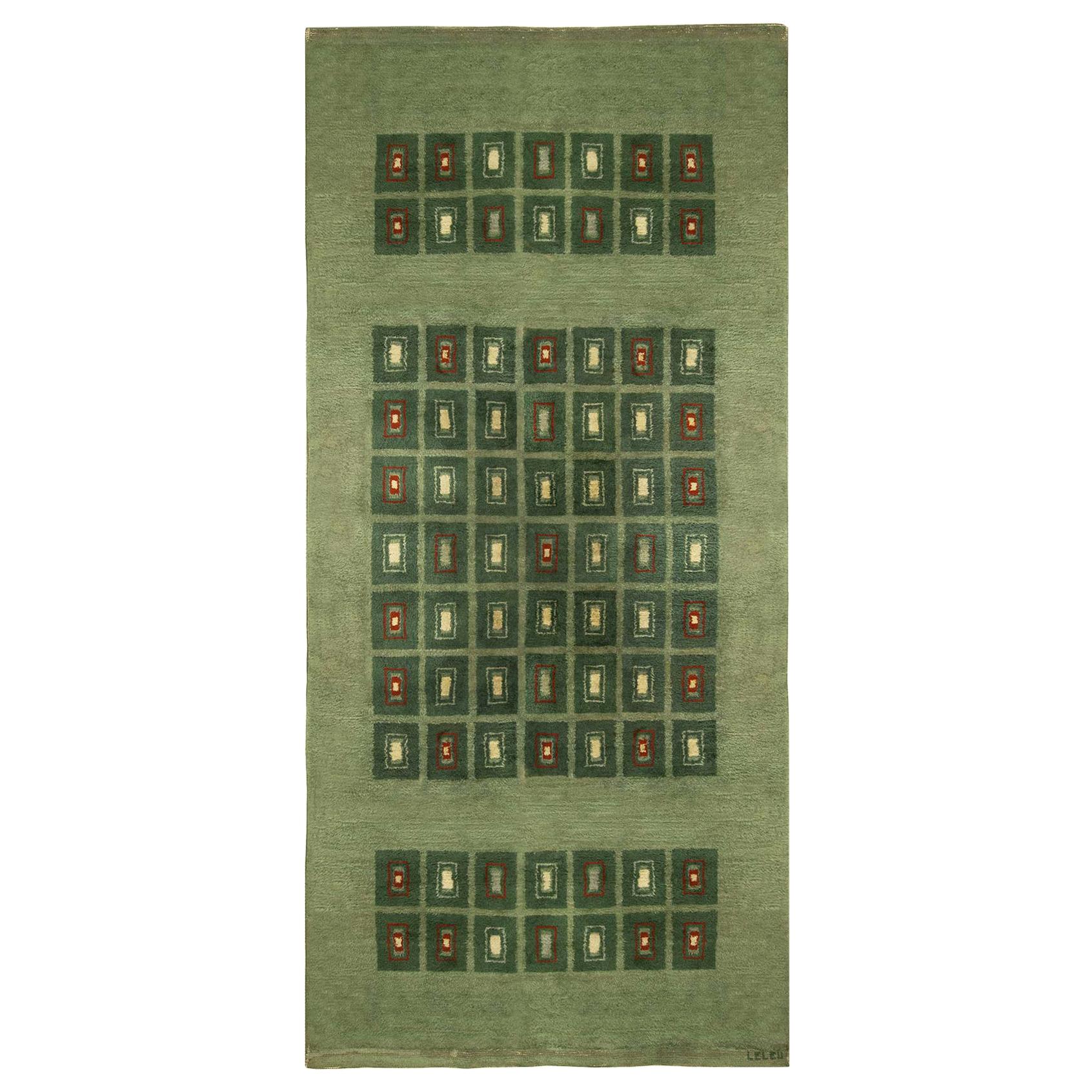 Gold, Red and Green Pattern Rug For Sale at 1stdibs