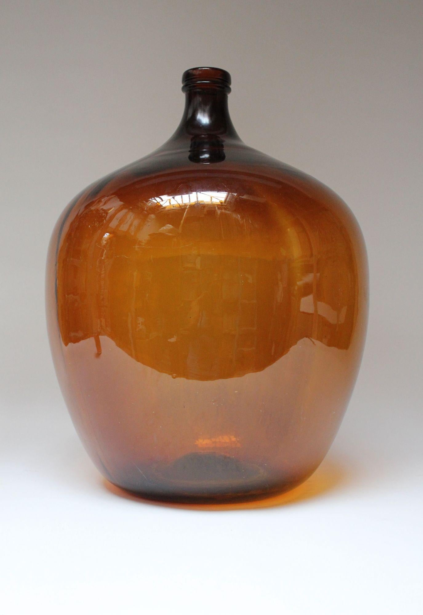 Vintage French French Demijohn / Bonbonne Ambrée Brune For Sale at 1stDibs