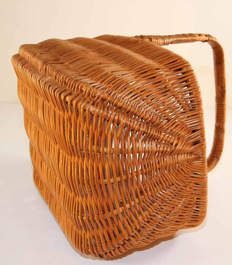 Vintage French Provincial Rattan Handled Basket, 1950 For Sale at 1stDibs