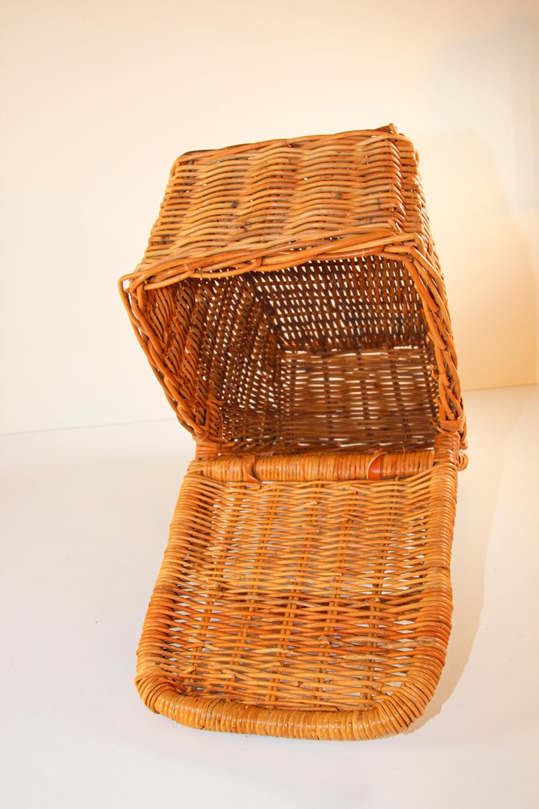 Vintage French Provincial Rattan Lidded Handled Basket For Sale at 1stDibs