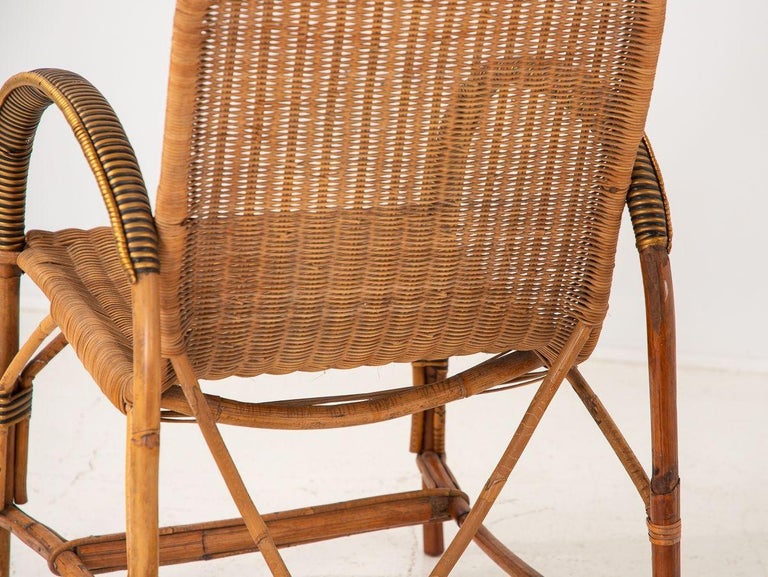 Vintage French Wicker Set of Four chairs and Table For Sale at 1stDibs