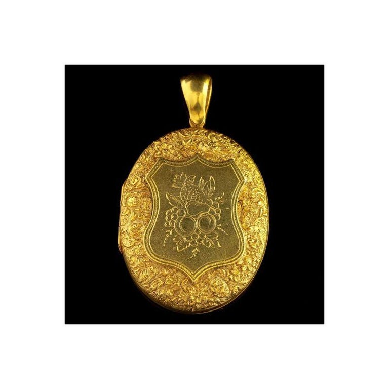 Vintage Fruit Locket Sterling Silver in 18 Carat Gold, 20th Century For ...