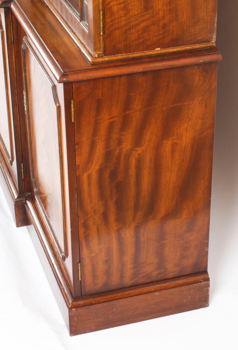 Vintage Georgian Revival Flame Mahogany Breakfront Bookcase 20th ...