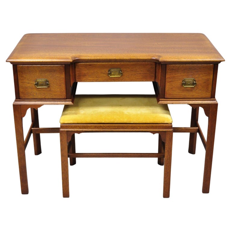 Vintage Georgian Style Solid Mahogany Vanity Table Desk W/ Vanity Bench ...