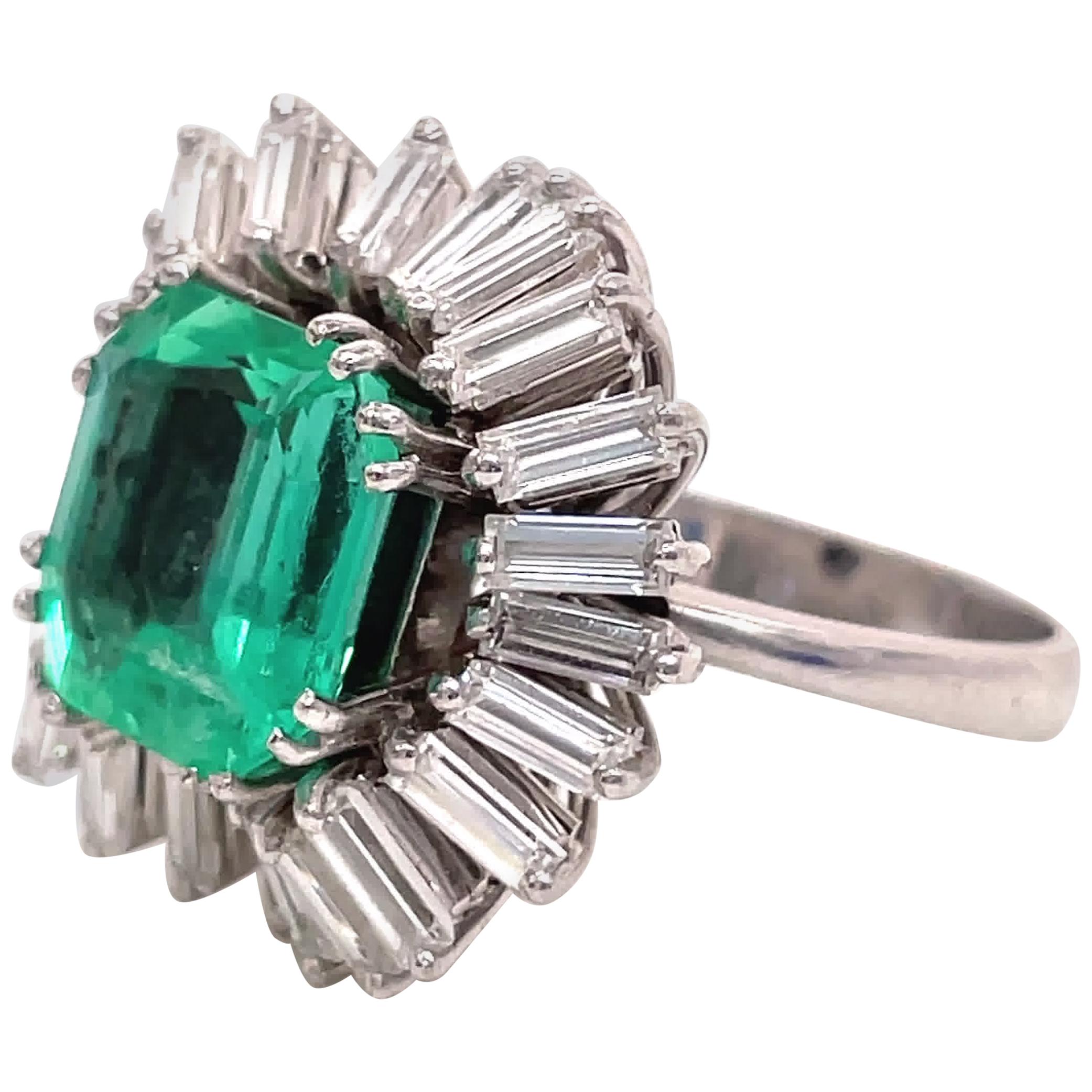 Vintage Platinum Emerald Cut Diamond Ballerina Ring For Sale at 1stDibs