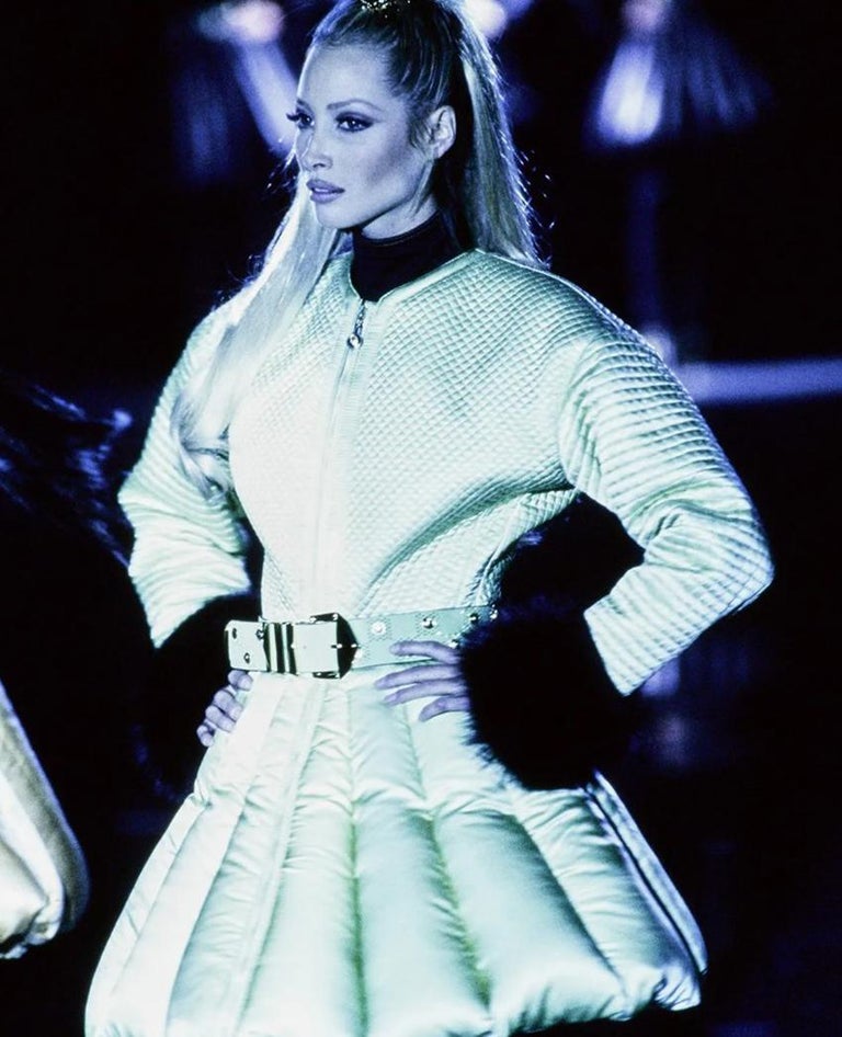 VINTAGE GIANNI VERSACE QUILTED LIME PUFFER COAT with FUR Sz M For Sale ...