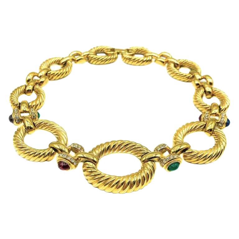 Givenchy Collier vintage en or et verre avec saphirs, émeraudes, rubis ...