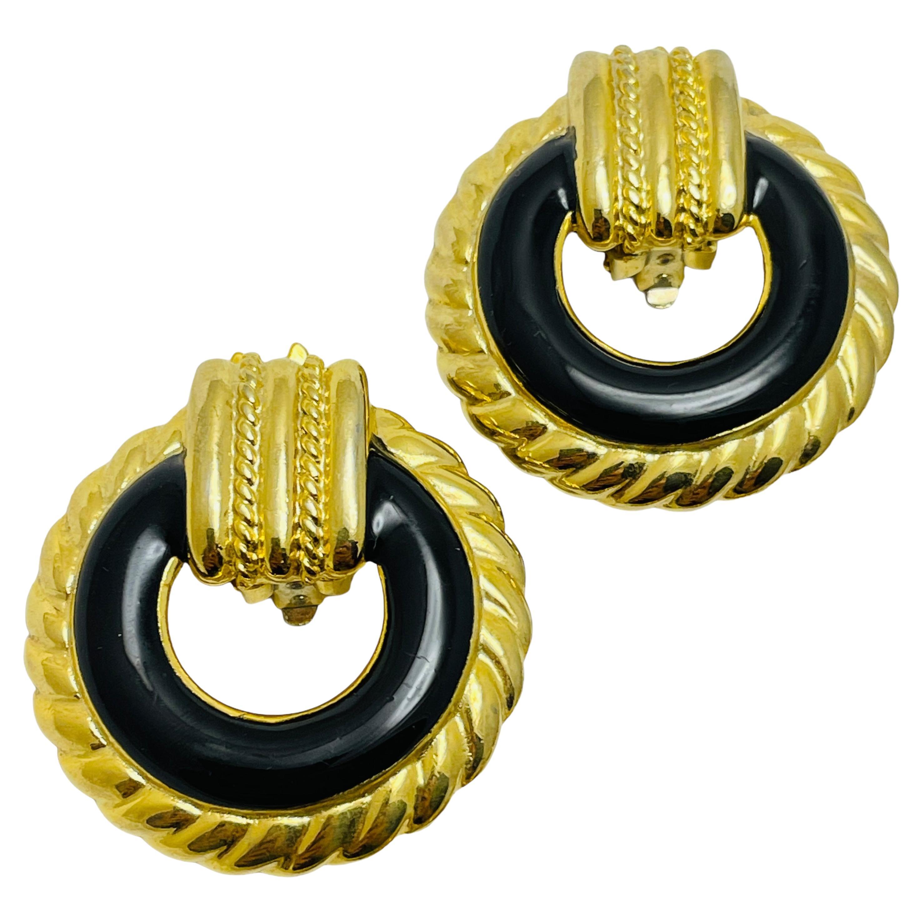 Vintage ALFRED SUNG signed gold designer clip on earrings For Sale at ...
