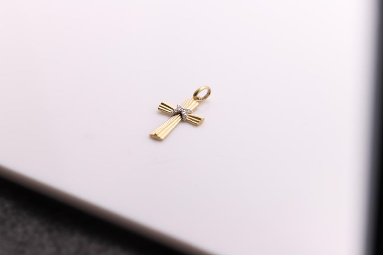 Vintage Gold Pendant Cross 14 Karat Yellow Gold Diamond Cross For Sale ...