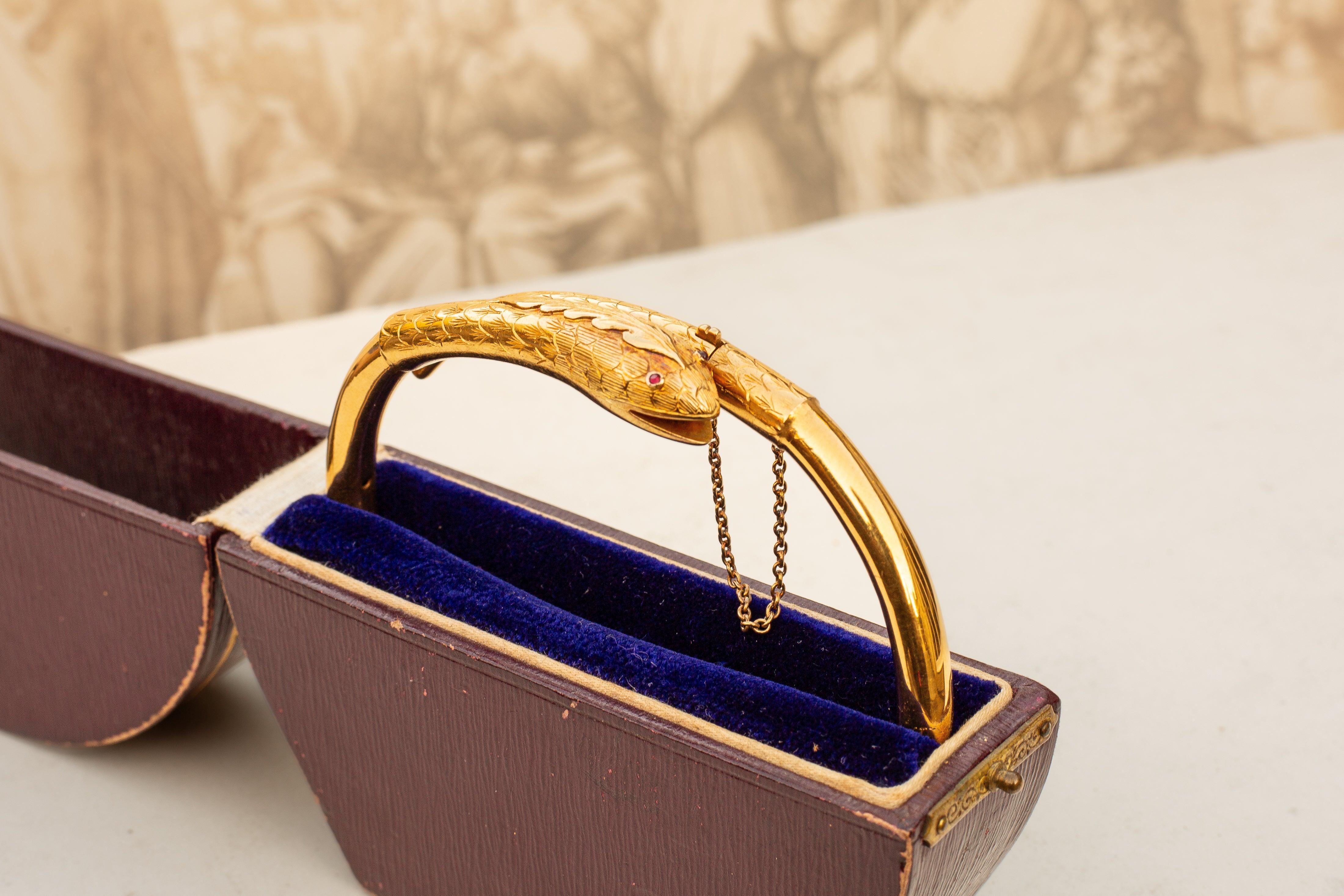 Vintage Gold Snake Bangle Serpent Bracelet 18K Gold 1940's For Sale at ...