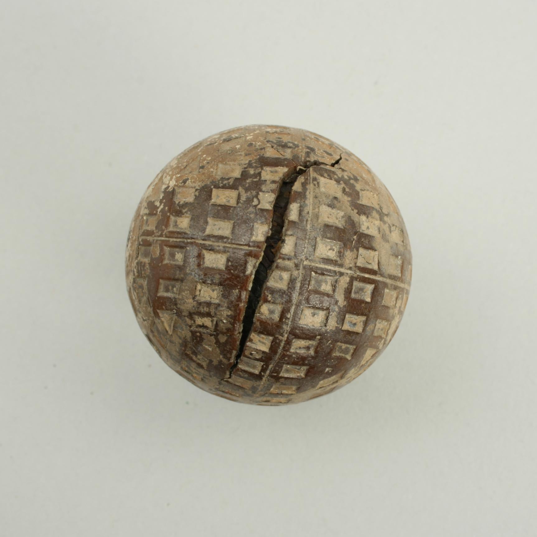 Vintage Golf Ball, 'Clincher Cross' 29 Original, 1920s at 1stDibs ...
