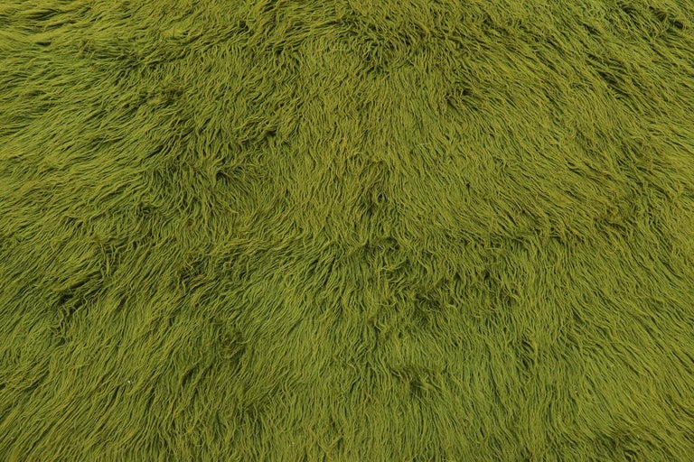 Vintage Greek Flokati Rug with Modern Biophilic Design For Sale at 1stDibs