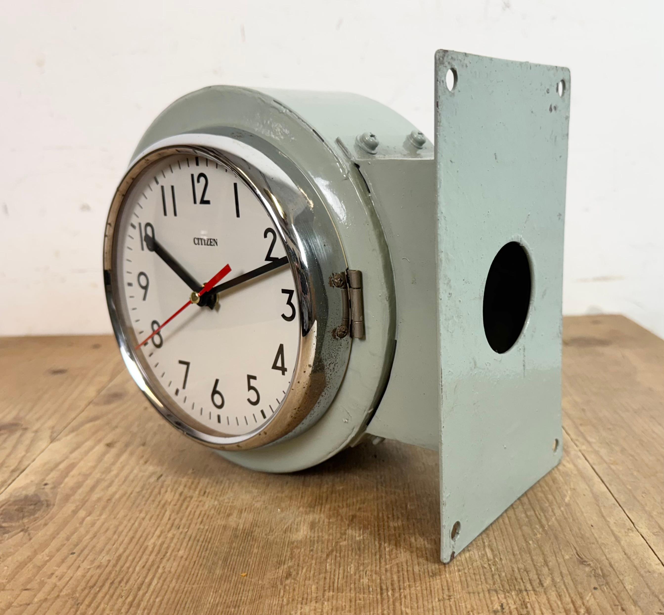 Vintage Green Citizen Double-Sided Navy Wall Clock, 1980s For Sale at ...
