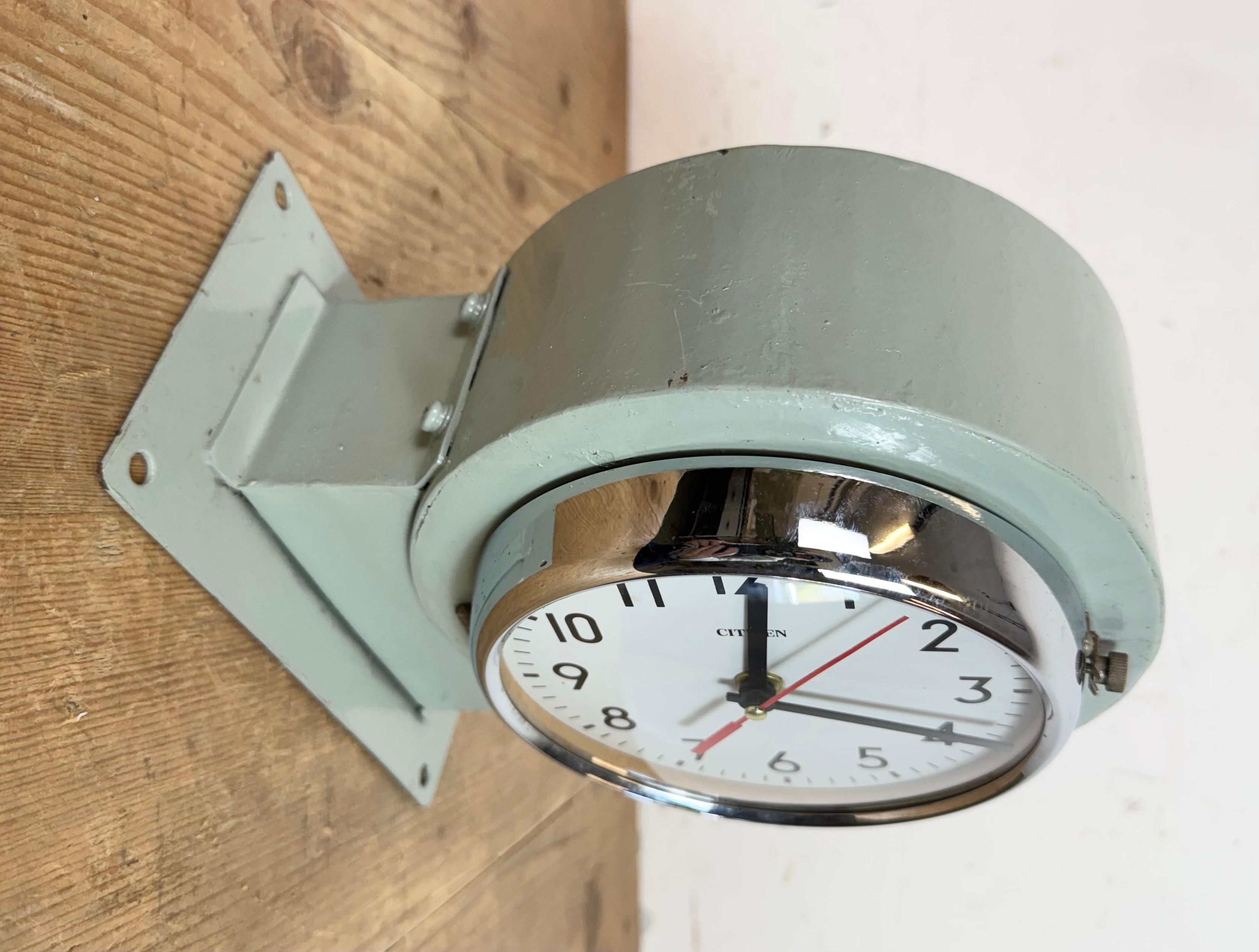 Vintage Green Citizen Double-Sided Navy Wall Clock, 1980s For Sale at ...