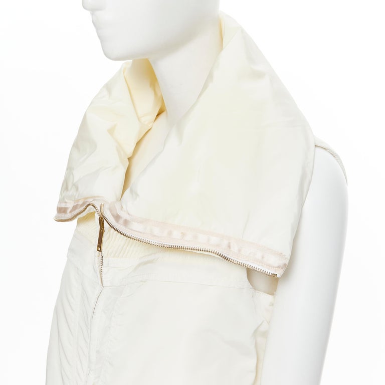 vintage GUCCI 2004 cream white oversized collar zip padded vest jacket ...