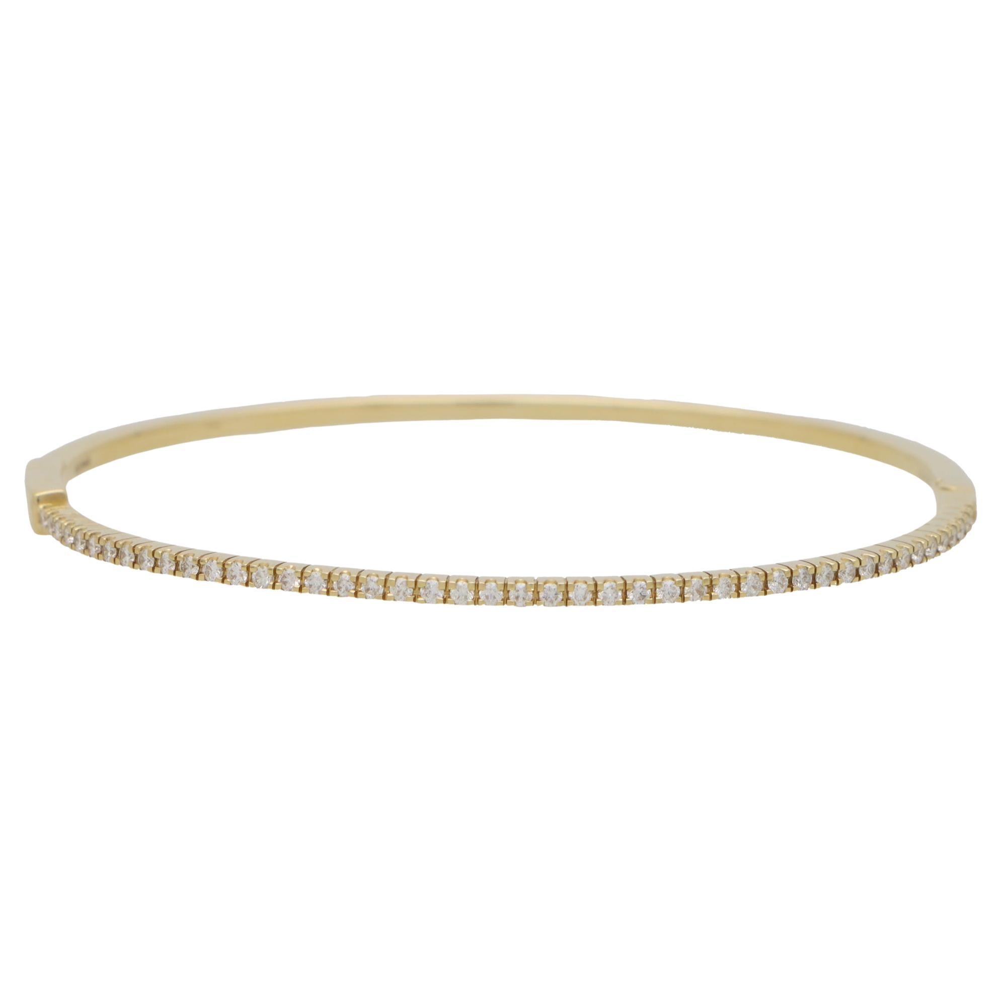 Diamond Set 18 Carat Yellow Gold Ribbed Bangle For Sale at 1stDibs