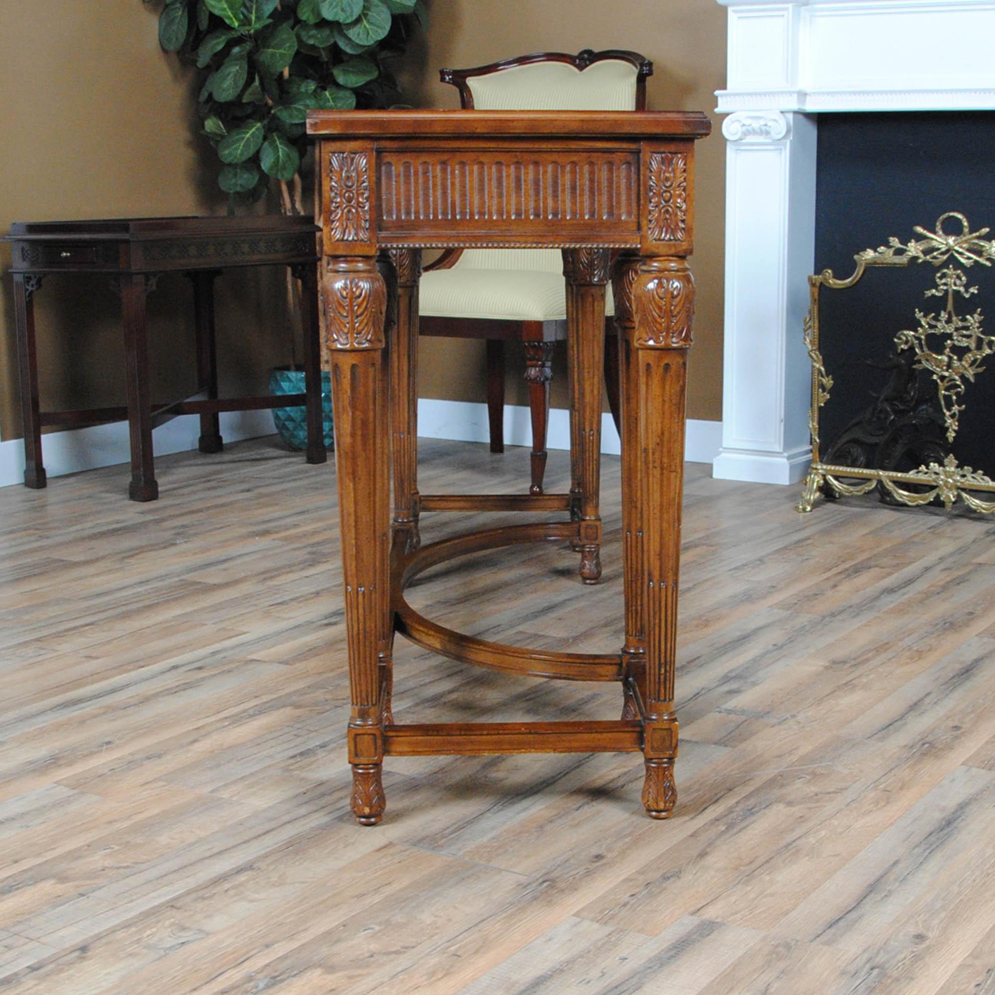 Vintage Hall Console For Sale at 1stDibs