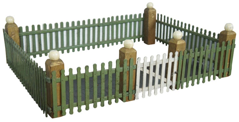 Vintage Hand Made Arts and Crafts Wood Christmas Tree Picket Fence ...