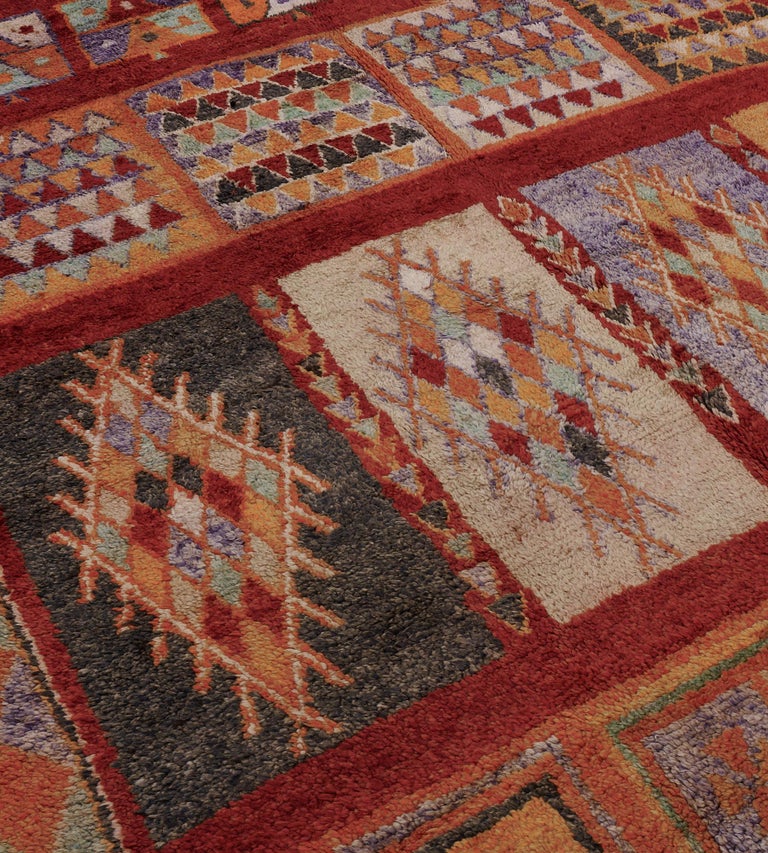 Vintage Handwoven Wool Moroccan Rug For Sale at 1stDibs