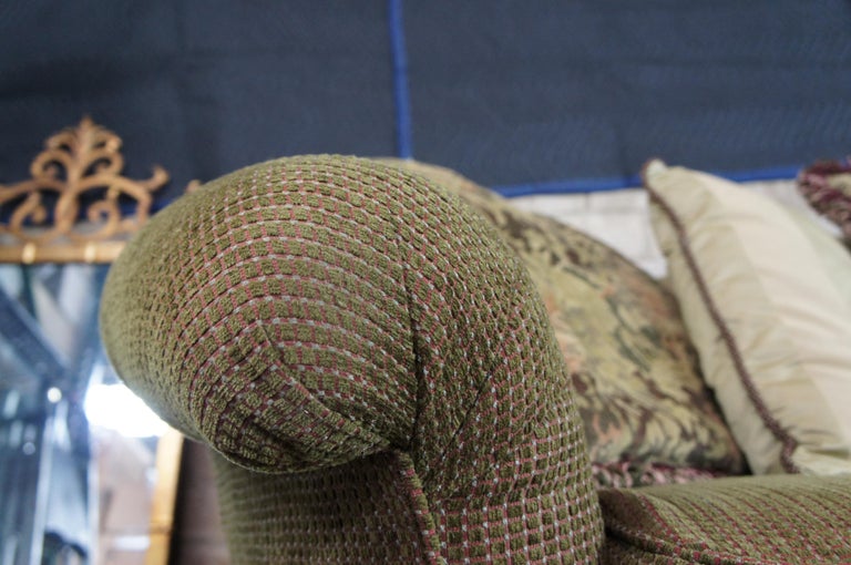 Vintage Hickory White Serpentine Camel Back Traditional Rolled Arm Sofa ...