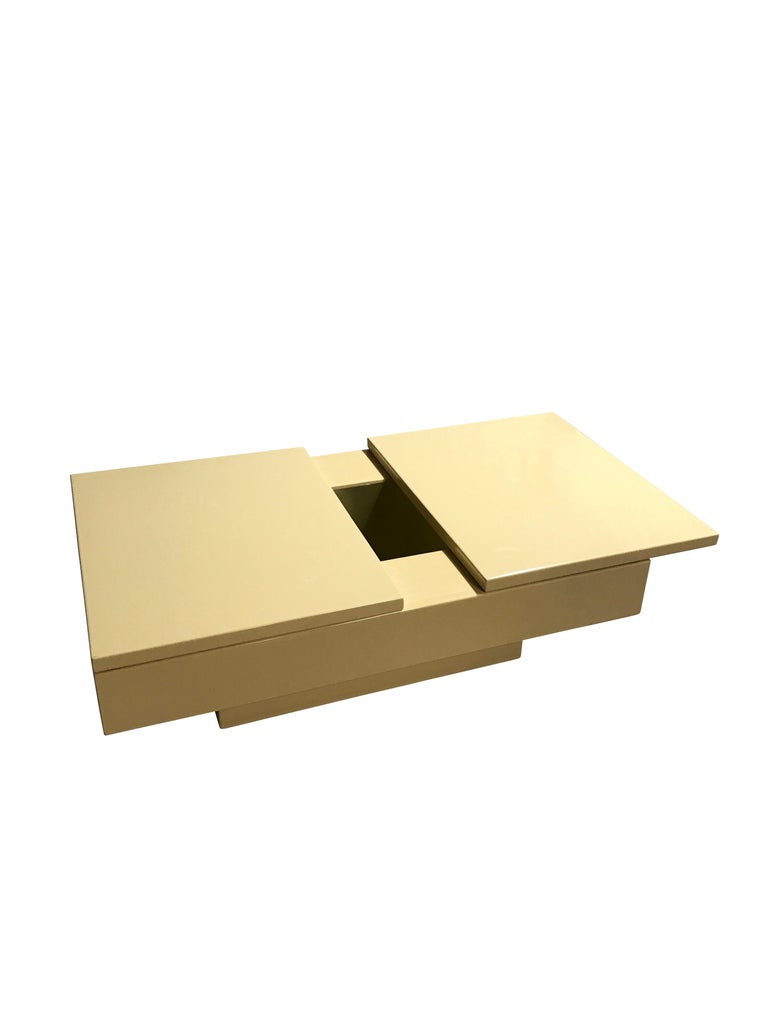 Vintage Hidden Bar Coffee Table, 1970s at 1stDibs