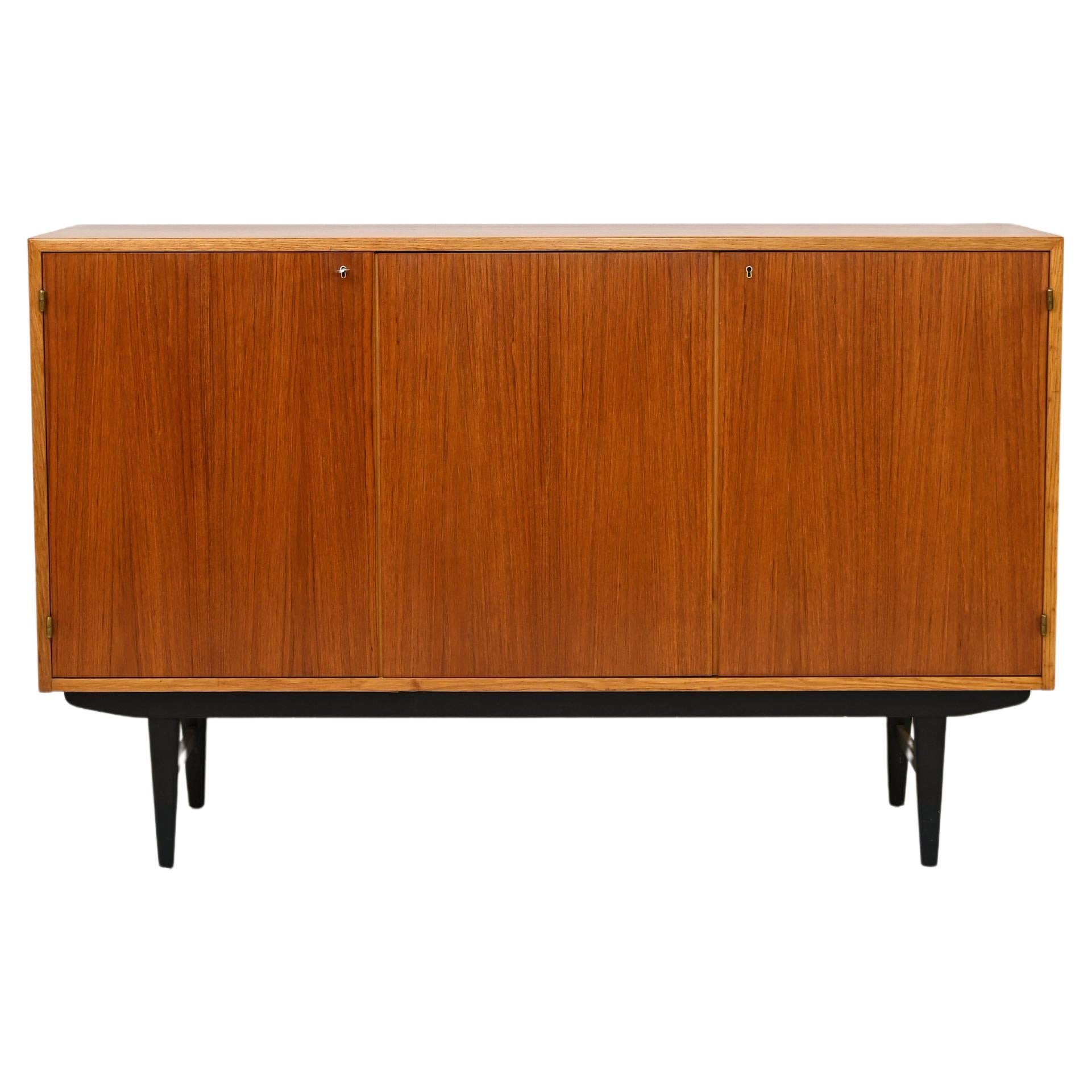 Vintage High Sideboard / Highboard Scandi For Sale at 1stDibs