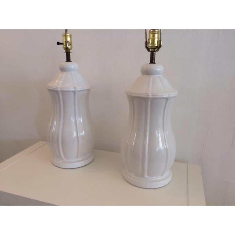 Vintage Hollywood Regency Blanc Pottery Table Lamps, a Pair For Sale at ...