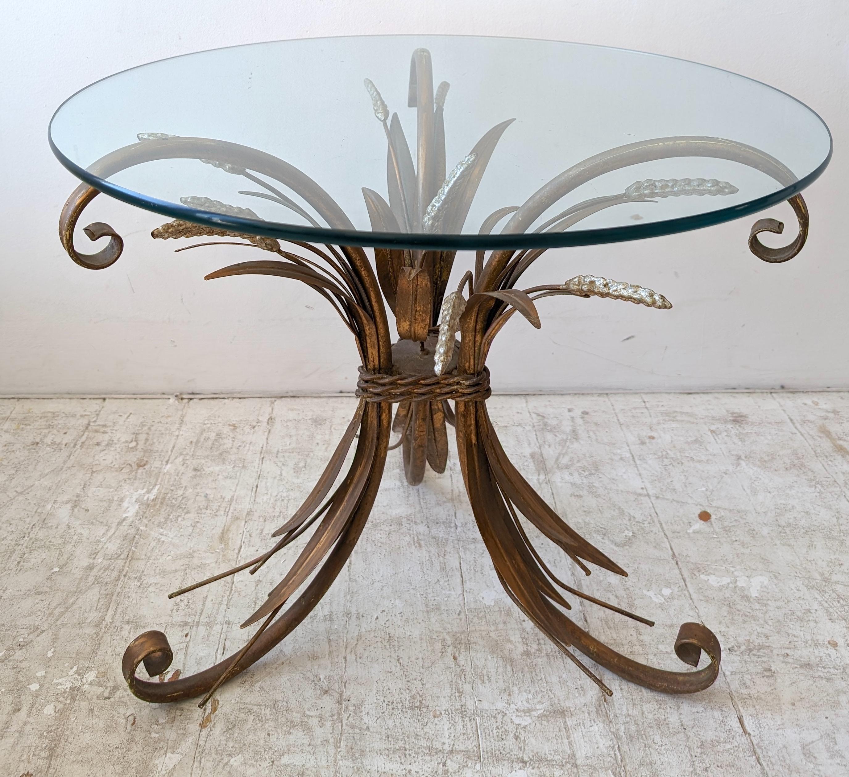 Vintage Hollywood Regency gilt metal wheatsheaf coffee or side table ...