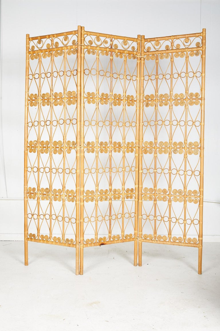 Vintage Hollywood Regency Rattan Screen at 1stDibs