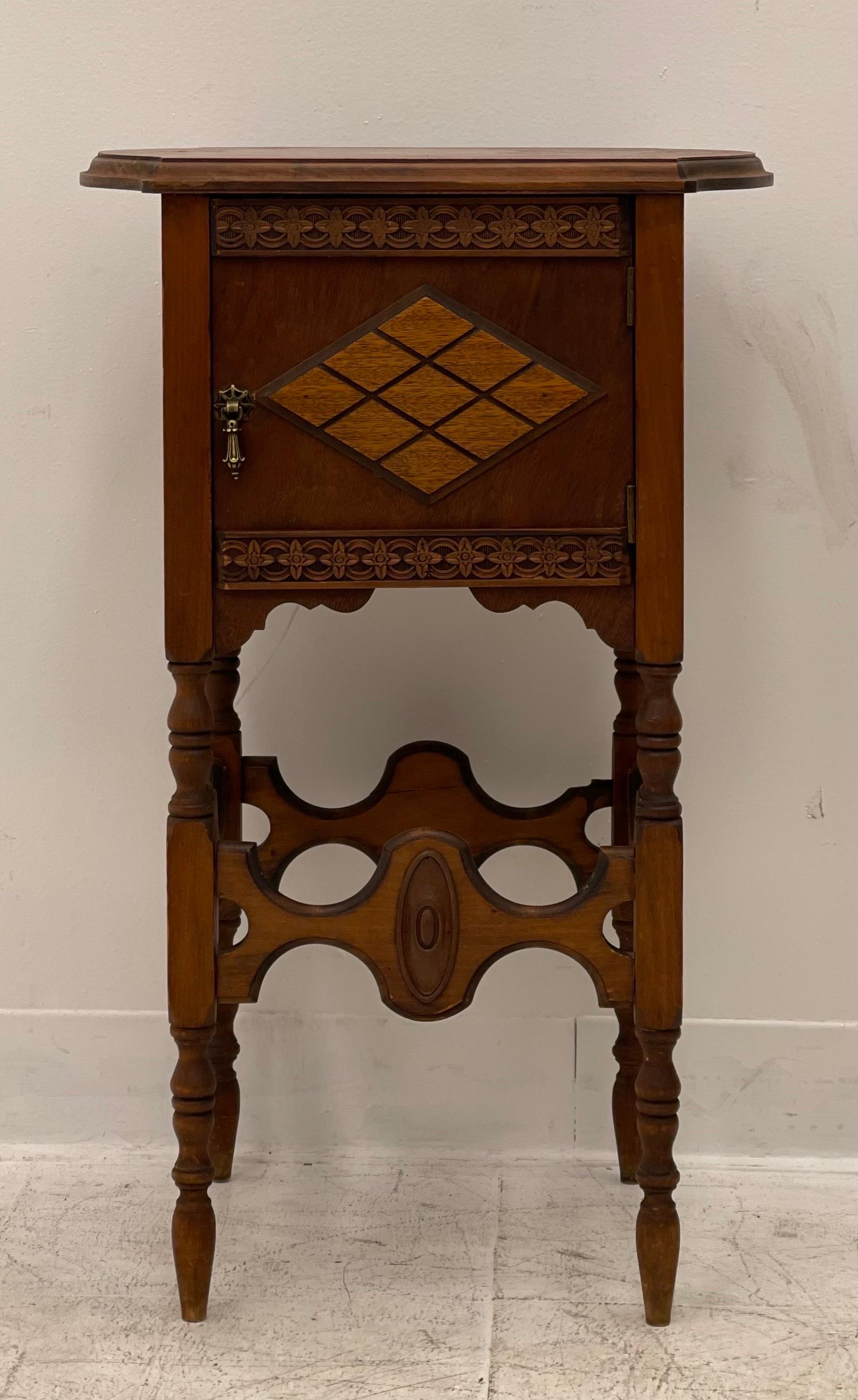 Vintage Humidor Stand Side Table with Hand Turned Details For Sale at ...