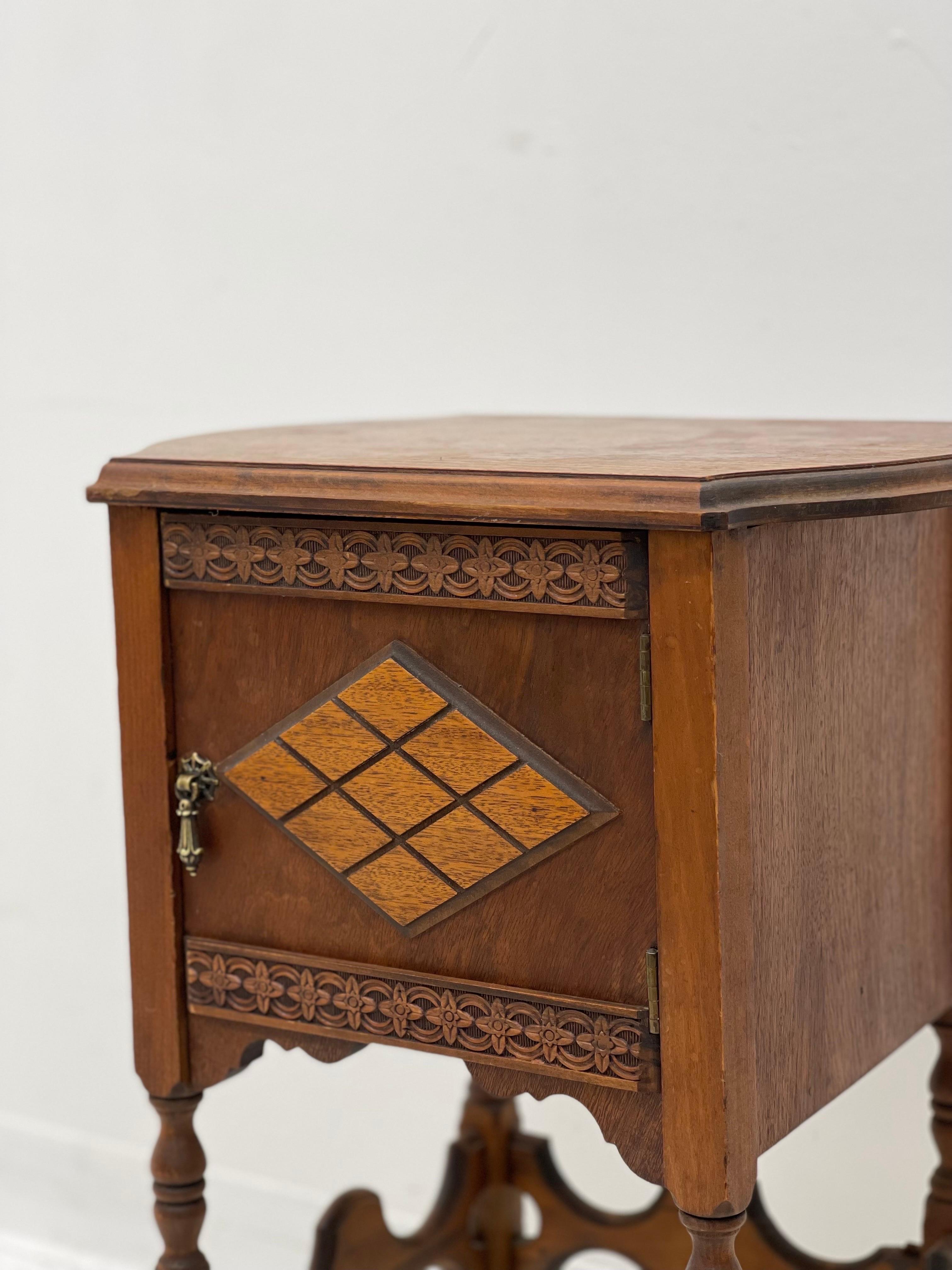 Vintage Humidor Stand Side Table with Hand Turned Details For Sale at ...