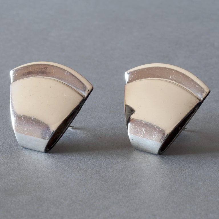 Vintage Iconic KARL LAGERFELD Fan Silver Earrings For Sale at 1stDibs