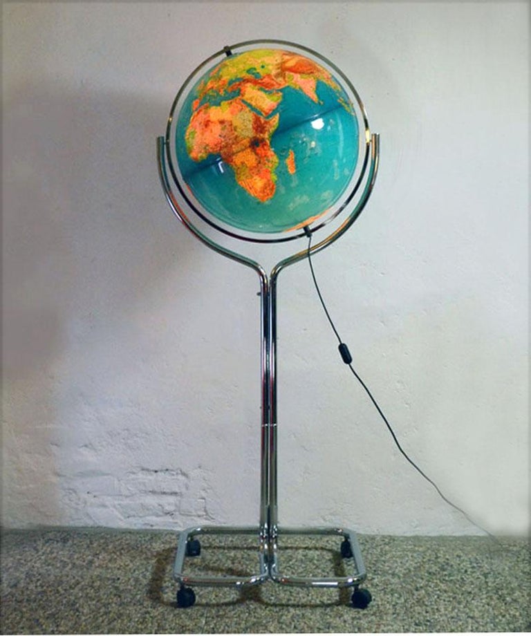 Vintage Illuminated Globe 'Geoscope', 1970s Italian Production For Sale ...