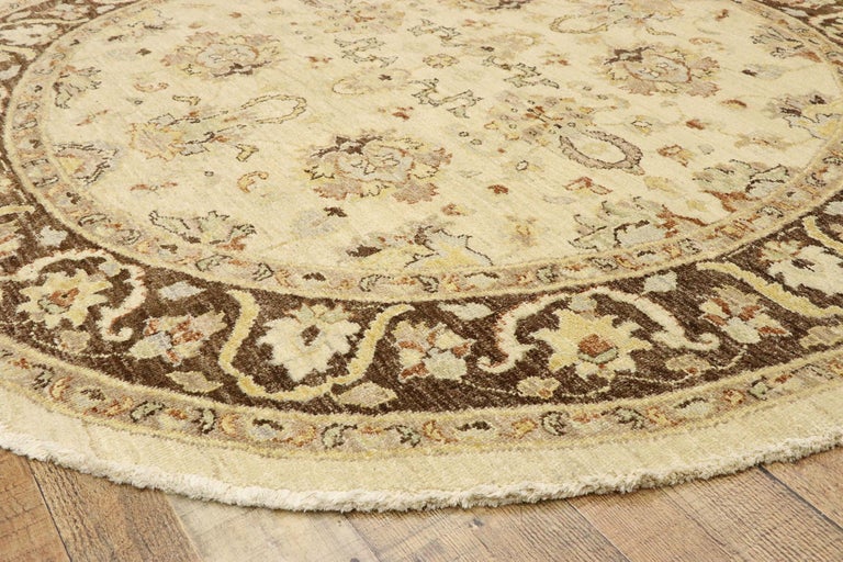 Vintage Indian Round Area Rug, Circular Rug with Warm Farmhouse Cottage ...