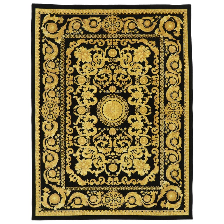 baroque pattern versace