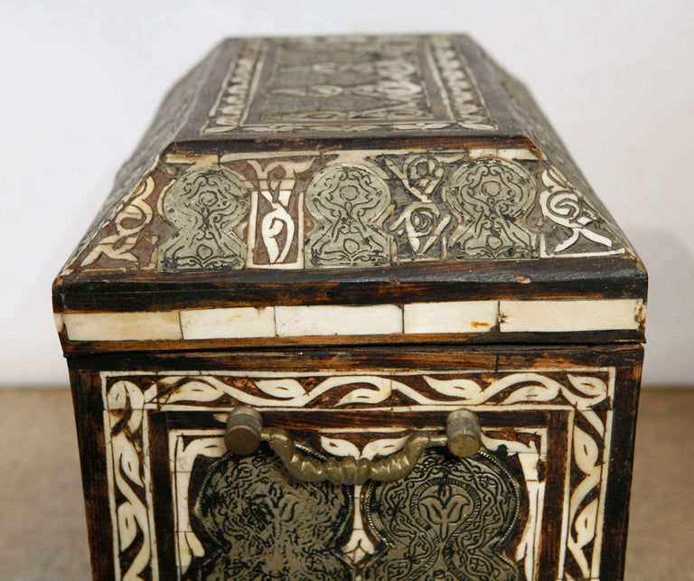 Vintage Inlaid Moroccan Box For Sale at 1stDibs