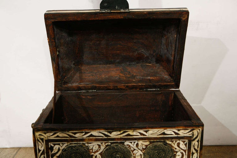 Vintage Inlaid Moroccan Box For Sale at 1stDibs