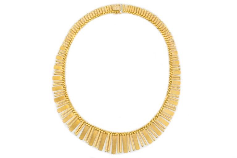 Vintage Italian 18 Karat Yellow Gold Fringe Necklace by UnoAErre For ...