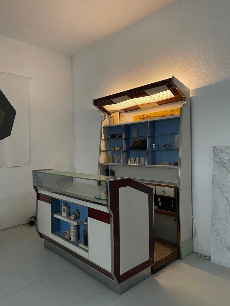 Vintage Italian Bar Counter in Wood and Veneer from the 1950s, Old ...