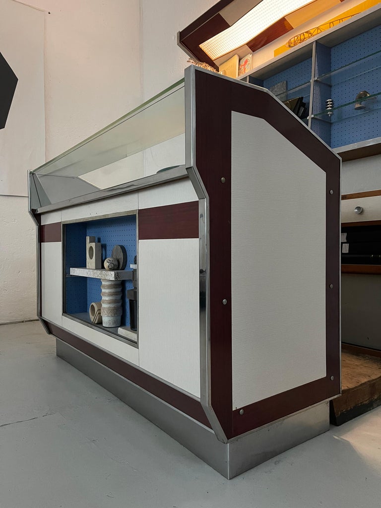 Vintage Italian Bar Counter in Wood and Veneer from the 1950s, Old ...