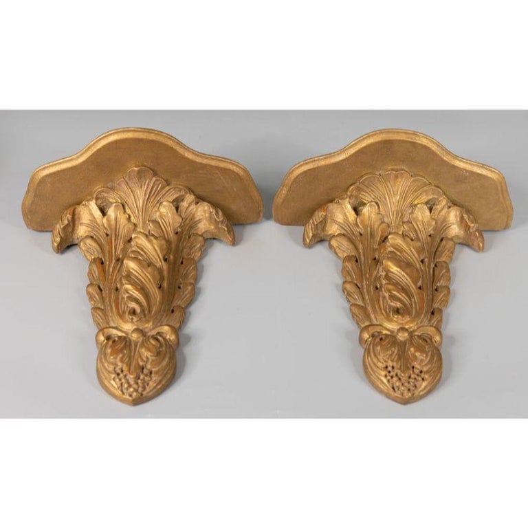 Pair of Vintage Italian Carved Giltwood Acanthus Leaves Brackets For ...
