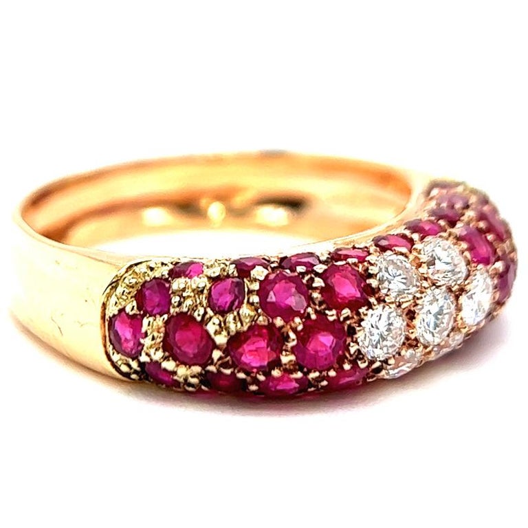 Vintage Italian Diamond Ruby 18 Karat Yellow Gold Ring For Sale at 1stDibs