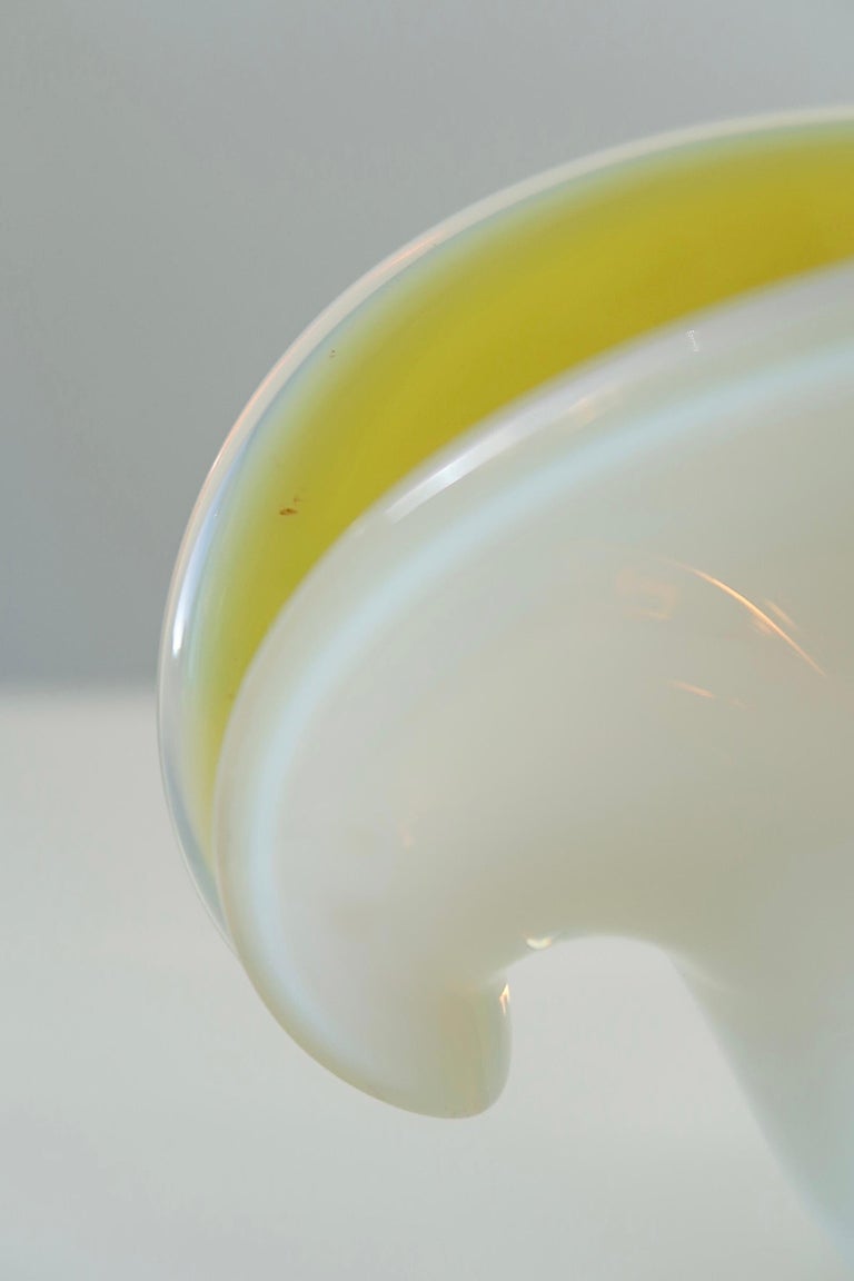 Vintage Italian Murano Yellow Shell Glass Bowl For Sale at 1stDibs