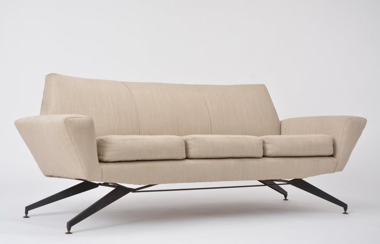 Italian Mid-Century Modern sofa with black Metal base by Lenzi For Sale ...