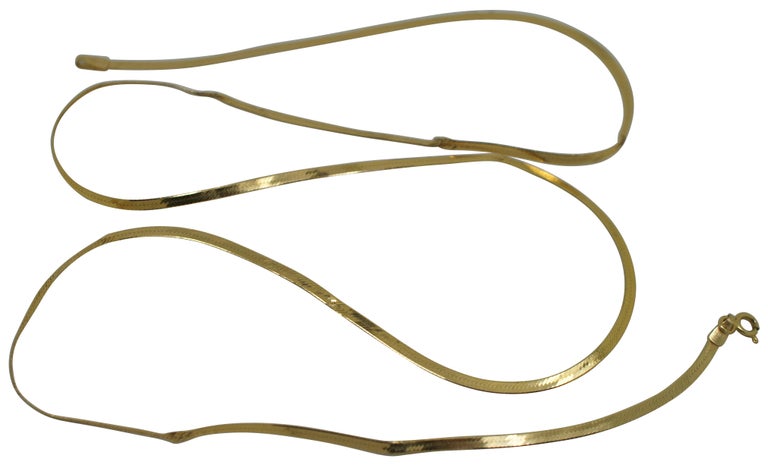 Vintage Italy 14K Yellow Gold Flat Herringbone Chain Necklace For Sale ...